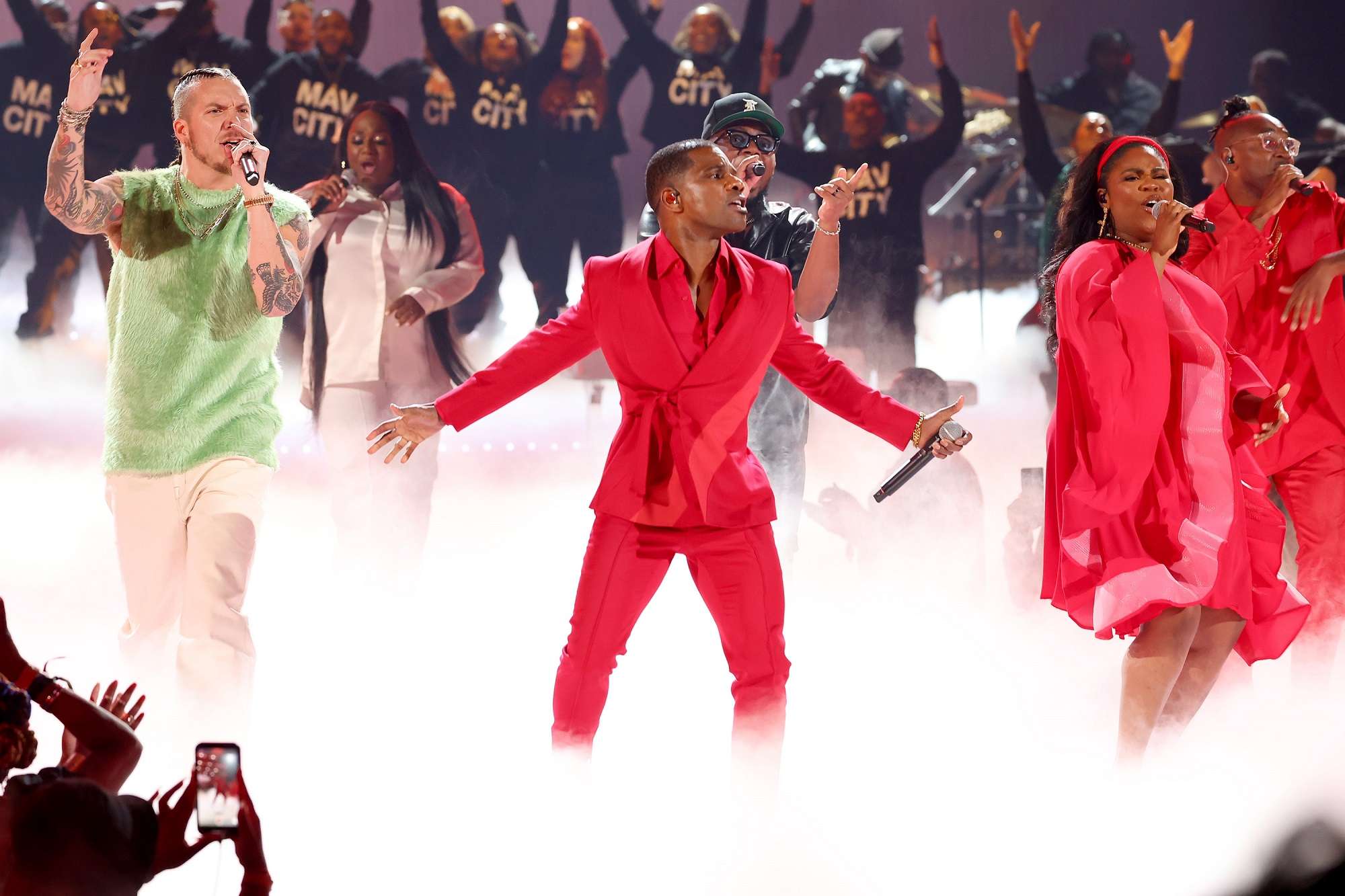 BET Awards 2022-RCAI celebrates Kirk Franklin, Maverick City Music’s ...